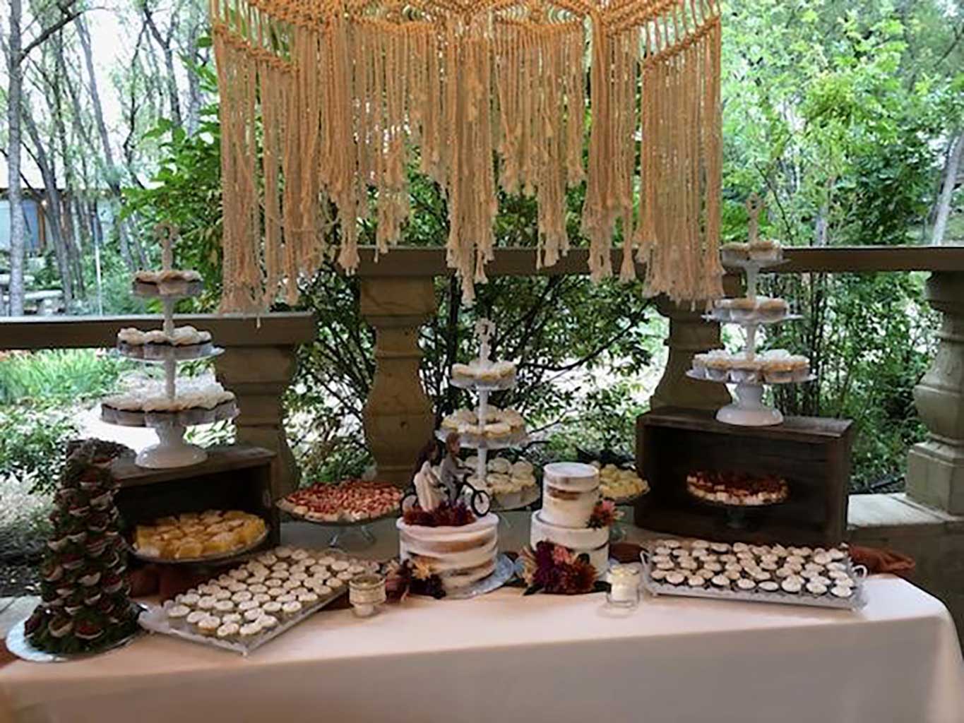 Dessert Bar - Sugarplum Cake Shoppe